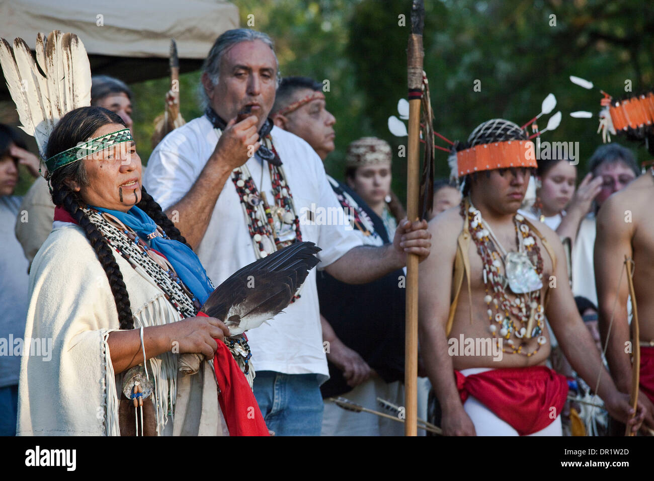 California native american fire hi-res stock photography and images - Alamy