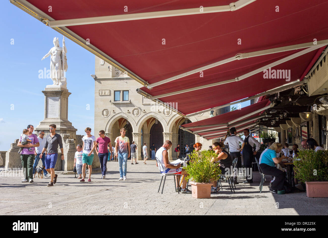Human liberty statue piazza del hi-res stock photography and images - Alamy