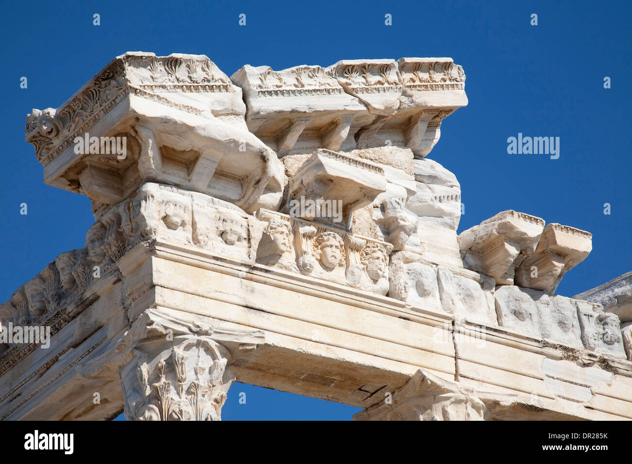 Side apollo temple hi-res stock photography and images - Alamy