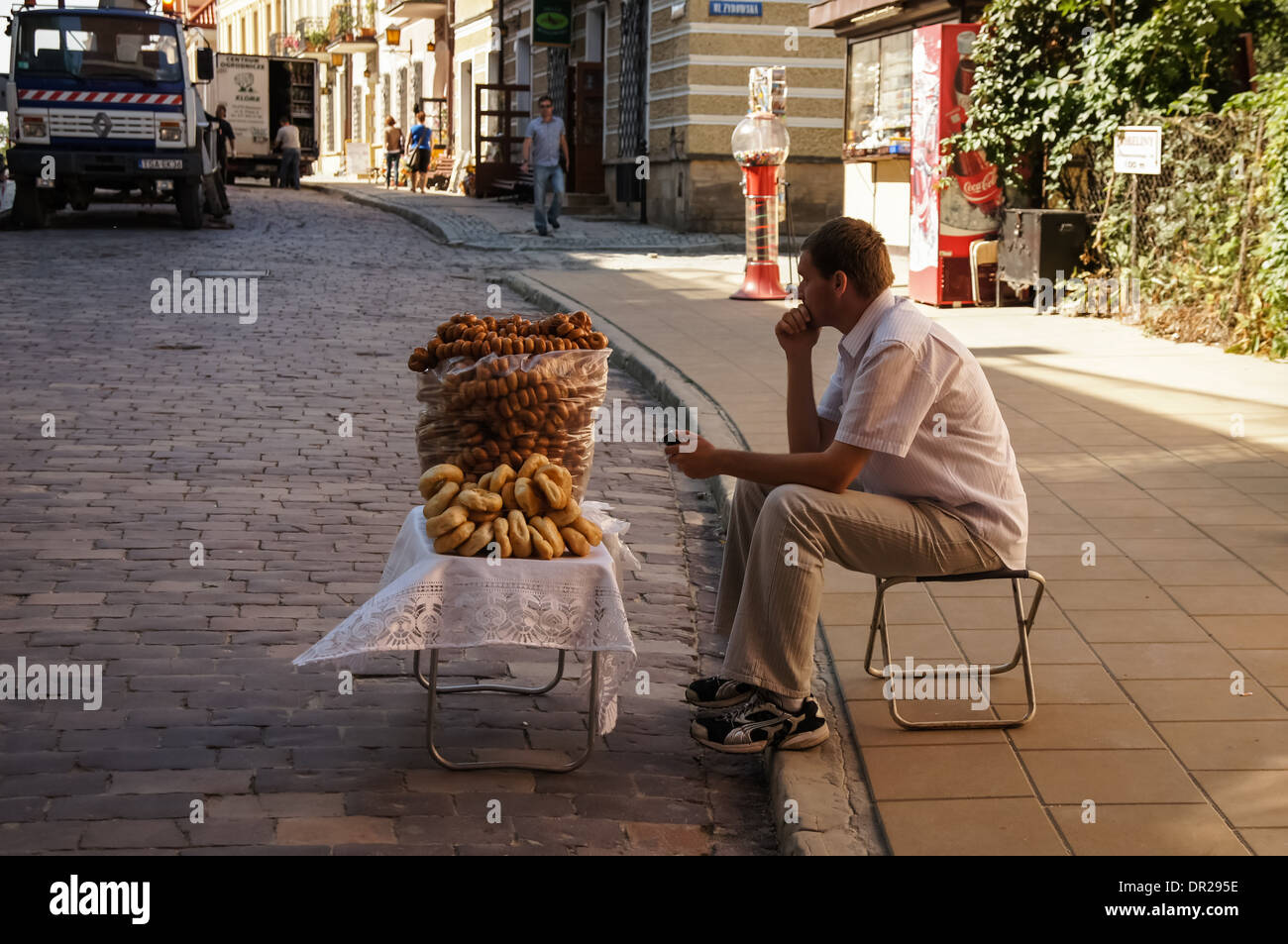 Bagel vendor street bread hi-res stock photography and images - Alamy