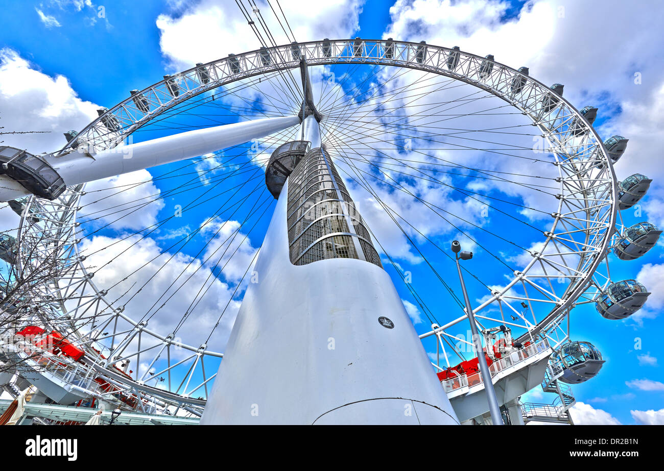 The London Eye is a giant Ferris wheel situated on the banks of the ...