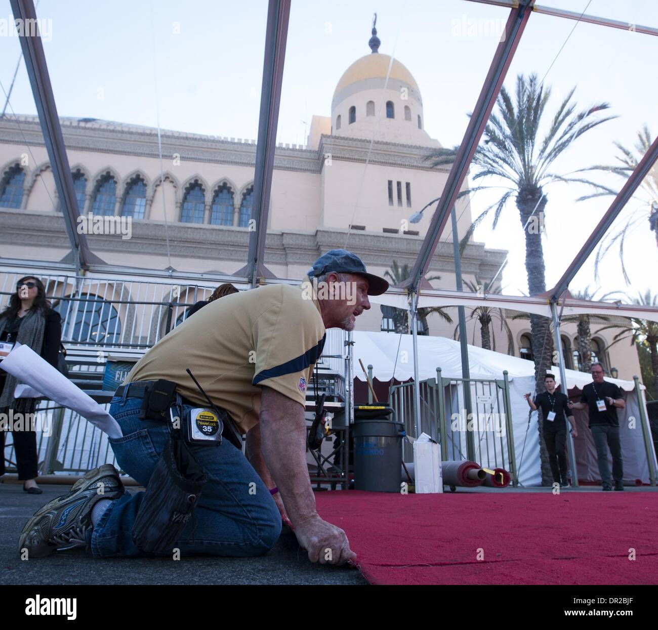 Los Angeles, California, USA. 17th Jan, 2014. A member of the set up ...