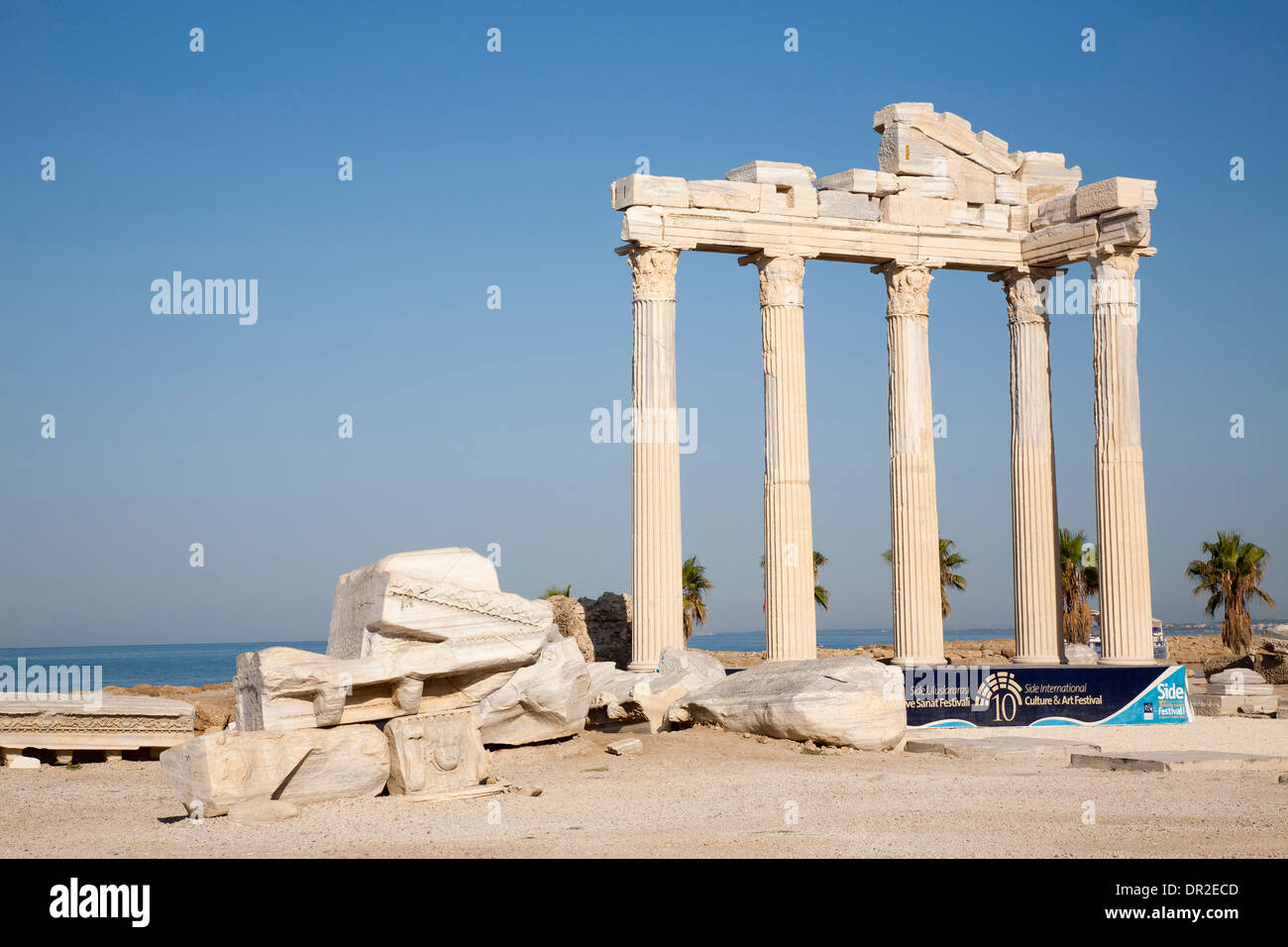 Side view of temple hi-res stock photography and images - Alamy