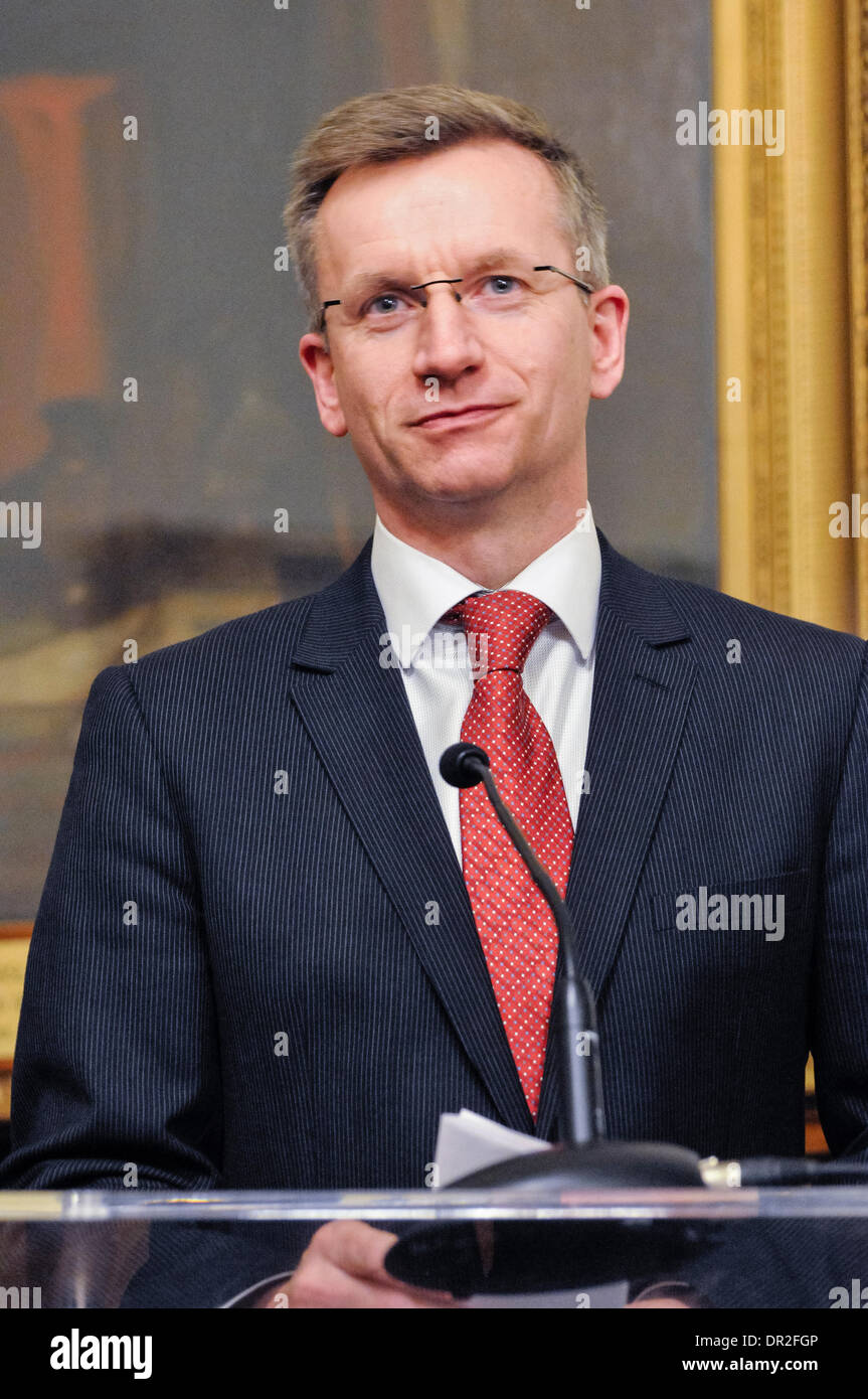 Lord mayor of belfast credit hi-res stock photography and images - Alamy