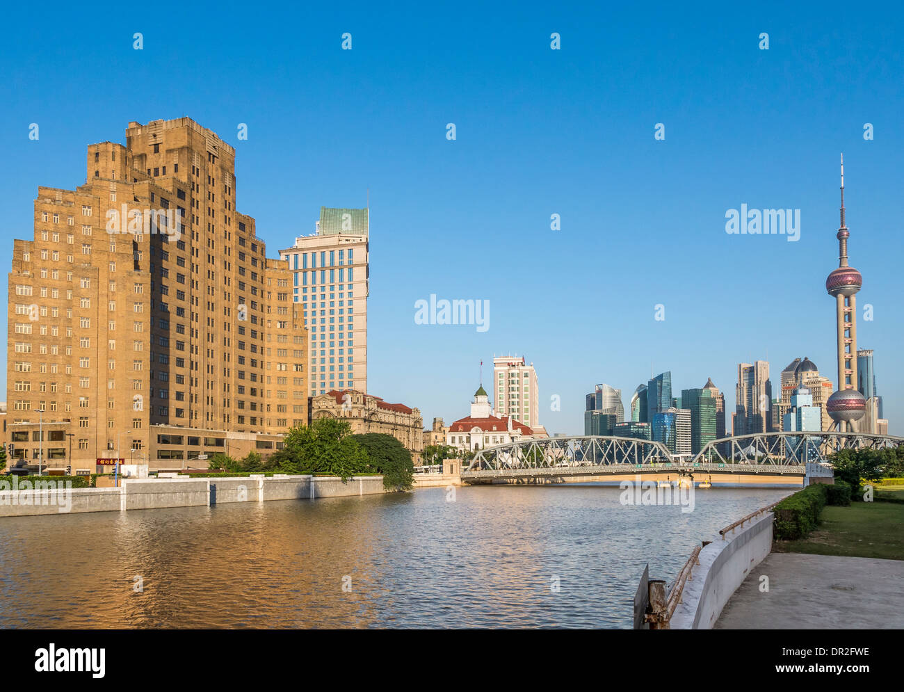 Shanghai waibaidu bridge hi-res stock photography and images - Alamy