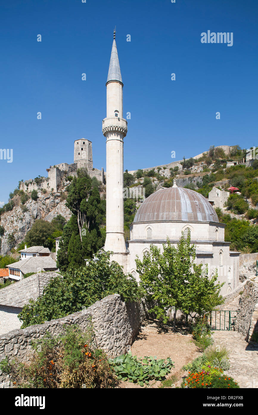 Bosnia herzegovina mosque hi-res stock photography and images - Alamy