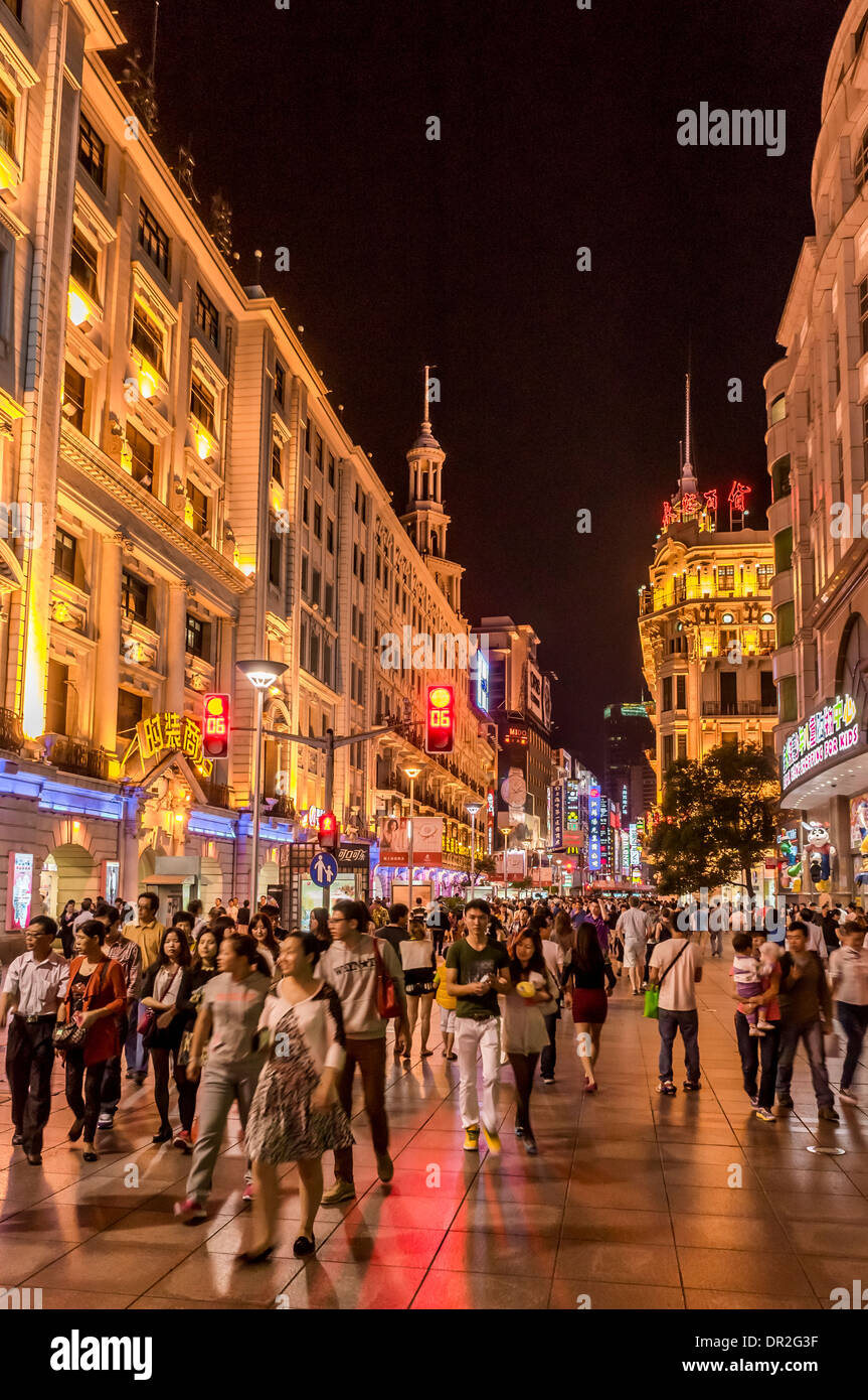 Nanjing road shanghai night hi-res stock photography and images - Alamy