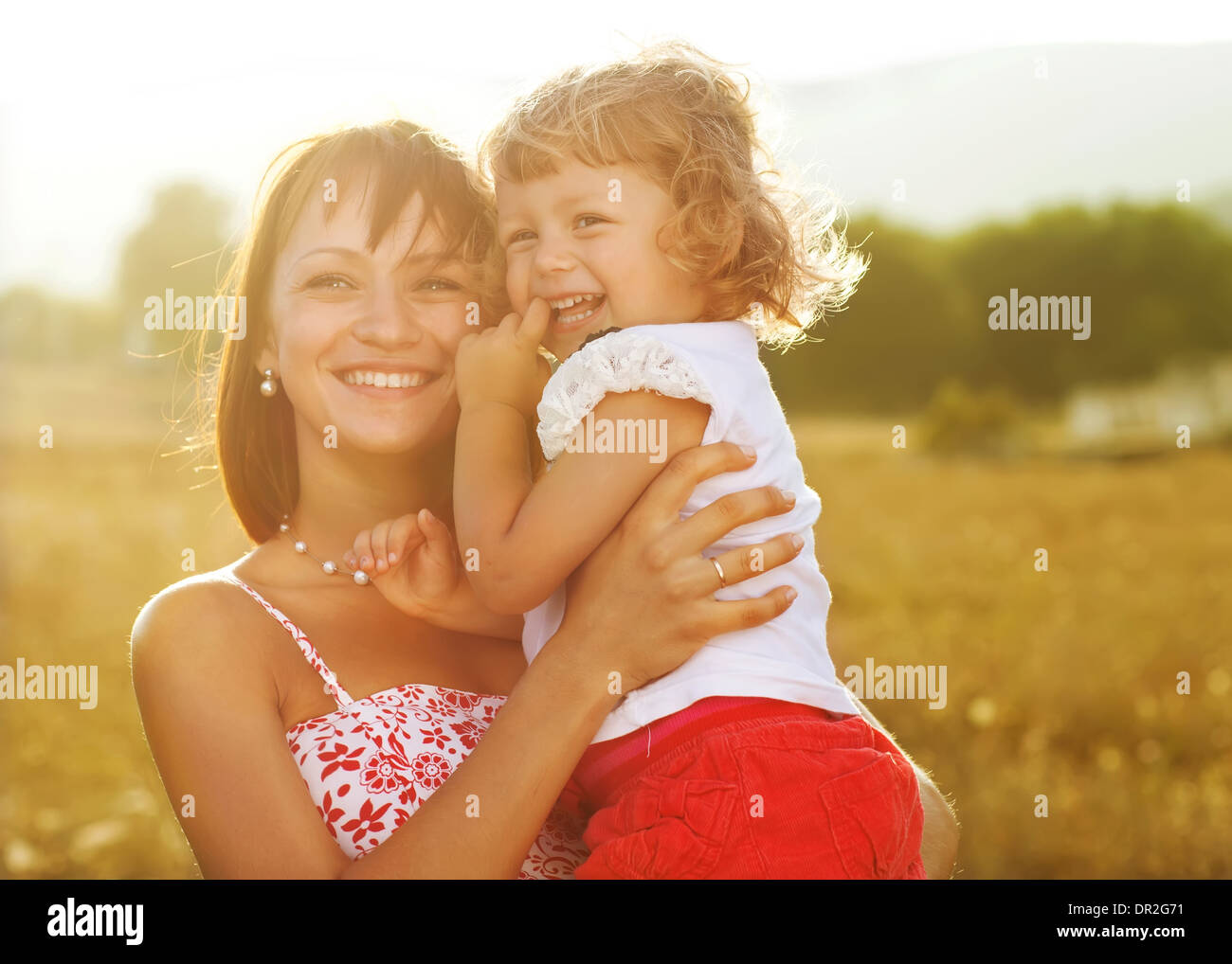 Portrait mother and daughter Stock Photo - Alamy
