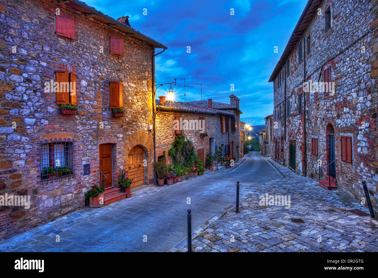 Montefollonico hi-res stock photography and images - Alamy