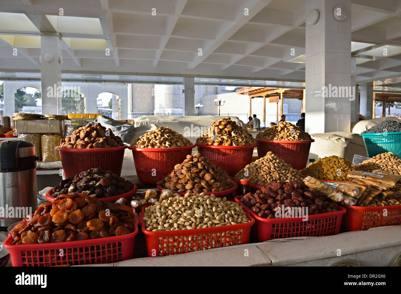 Samarkand bazaar market hi-res stock photography and images - Alamy