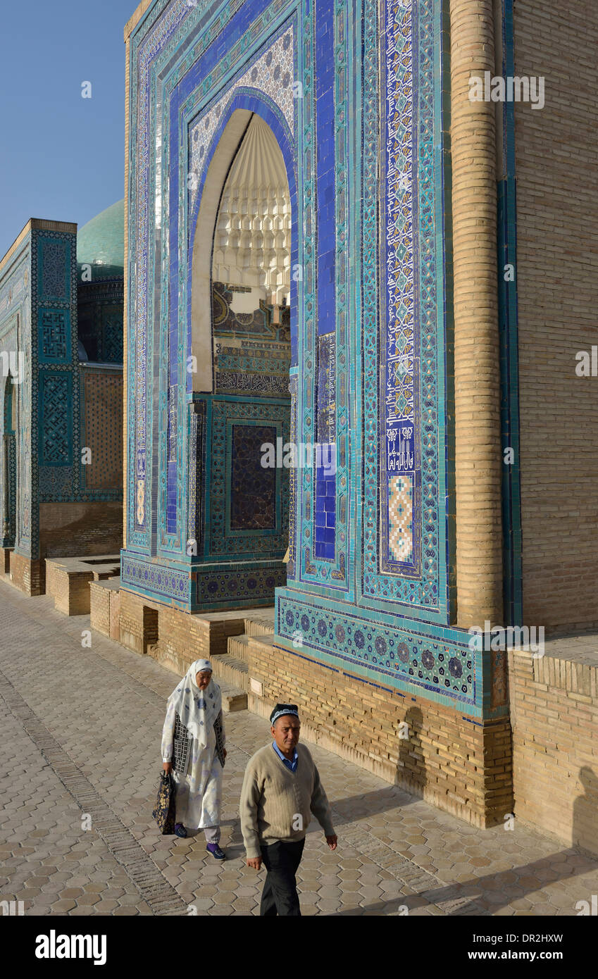Timurid architecture, Shah-i-Zinda mausoleum complex, Samarkand ...