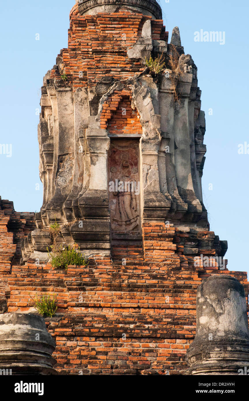 Phra Vihara, the central prang or tower of Wat Phra That, Ayutthaya ...