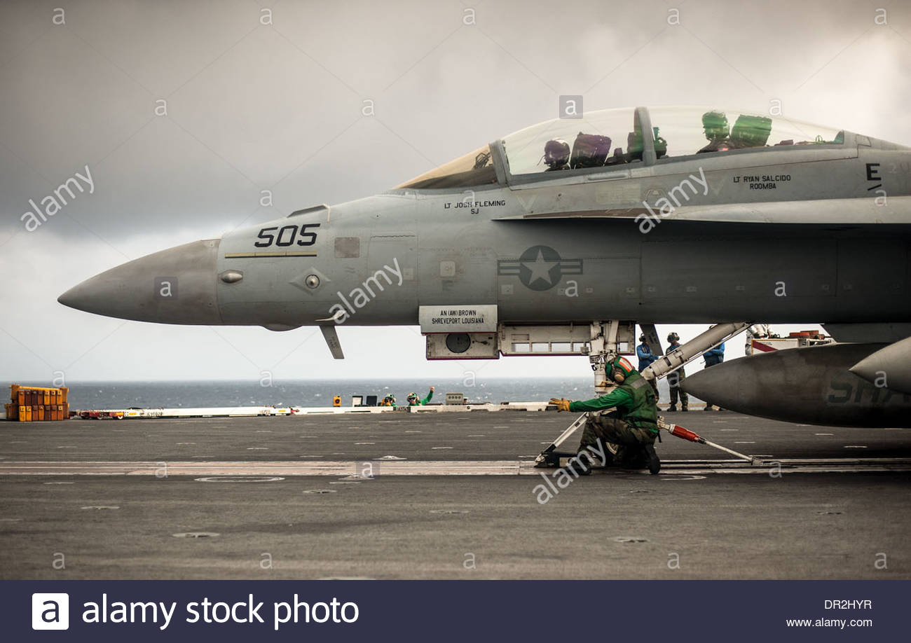 Aircraft Carrier Catapult Stock Photos & Aircraft Carrier Catapult ...