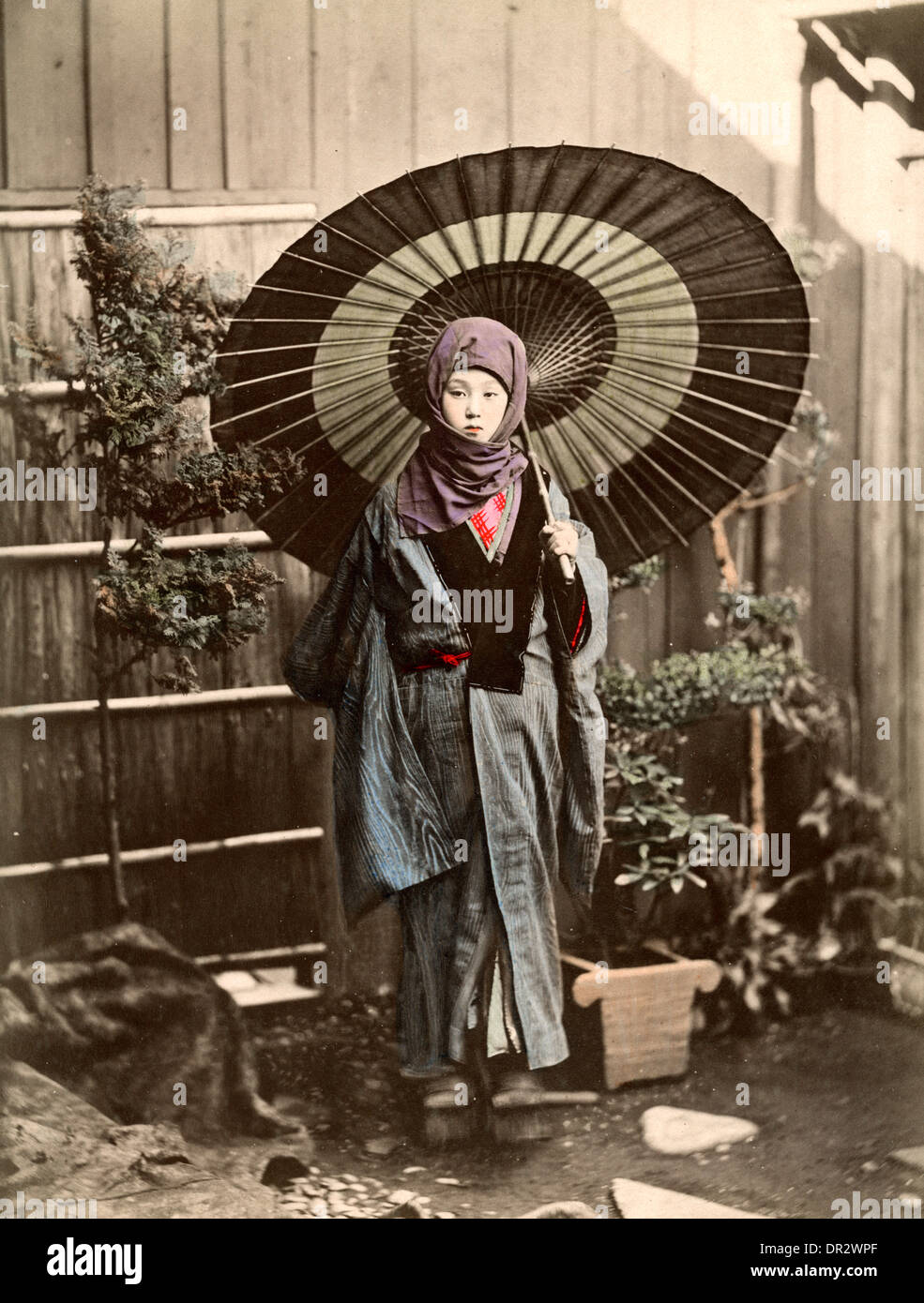 Japanese lady hi-res stock photography and images - Alamy
