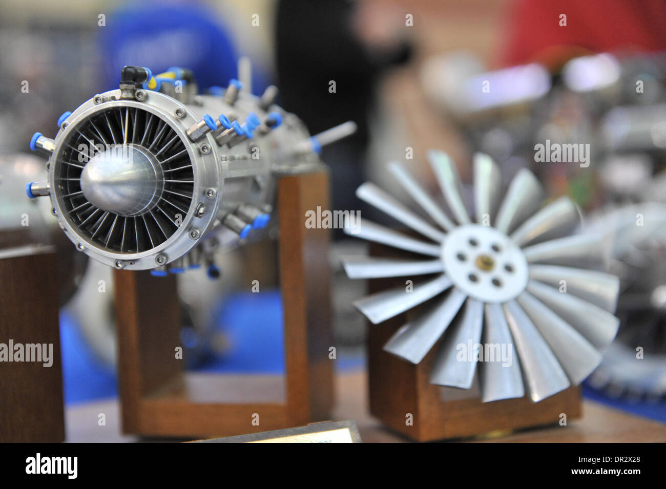 Jet engines hi-res stock photography and images - Alamy