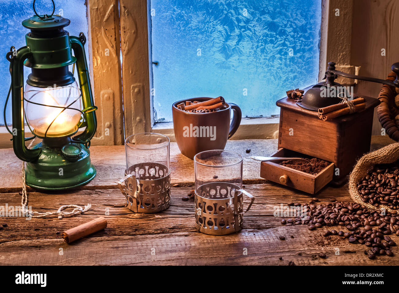 Roasted coffee frozen hi-res stock photography and images - Alamy