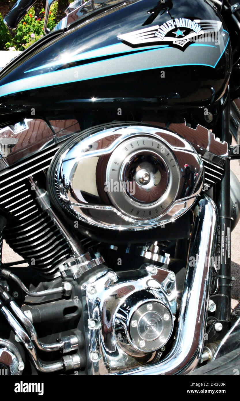The chrome engine of a big Harley Davidson motorcycle Stock Photo - Alamy
