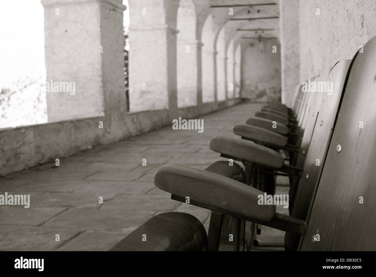 Portico arcade hi-res stock photography and images - Alamy