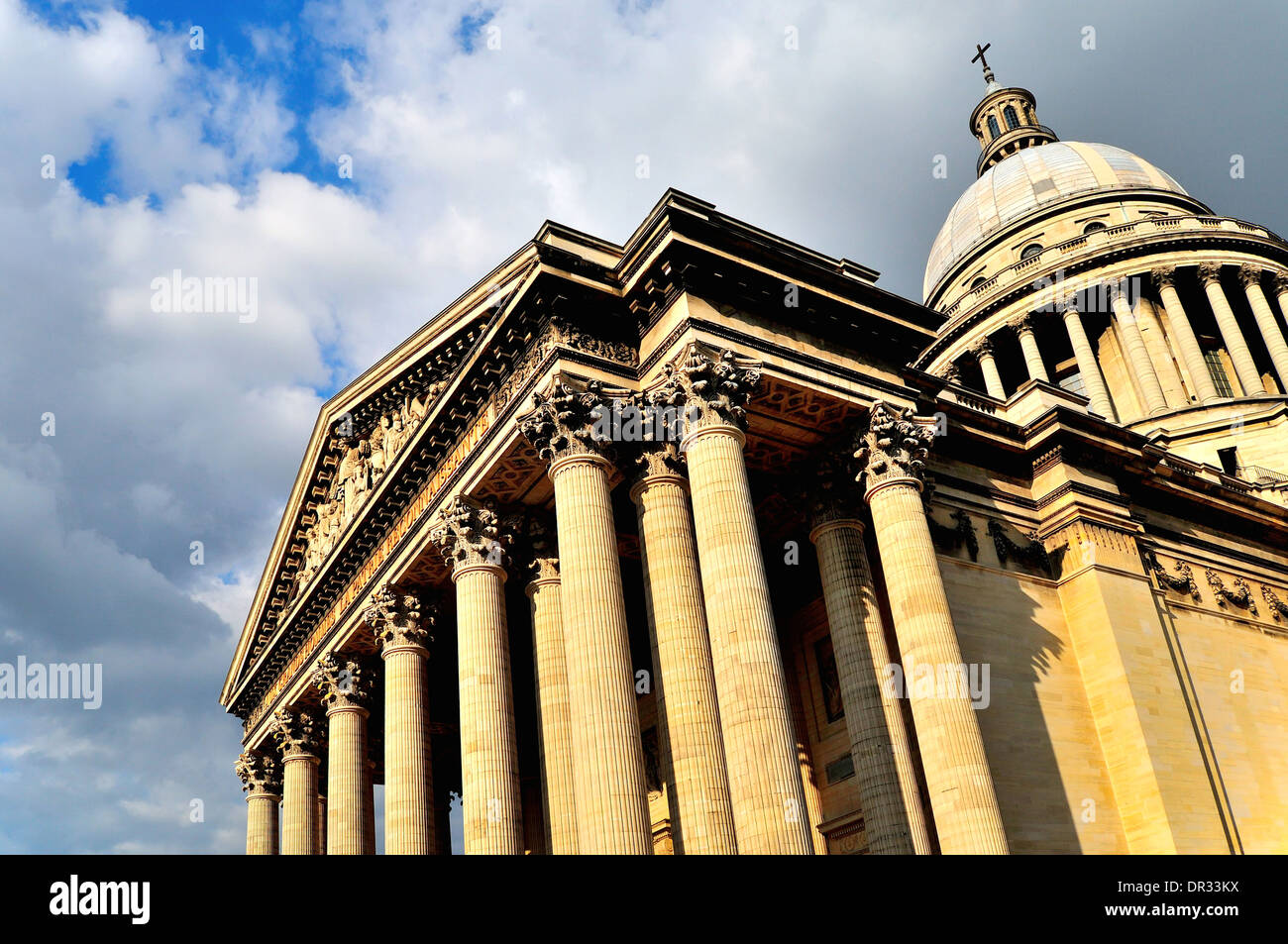 A view of a typical Paris apartment designed in the Haussman ...