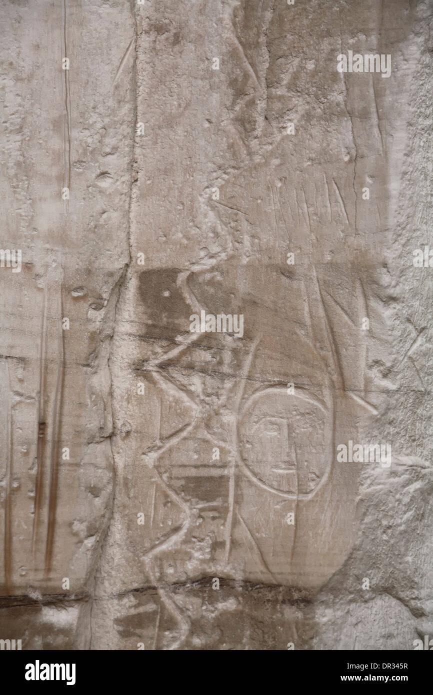 Ancient Indian petroglyphs, Inscription Rock, El Morro National ...