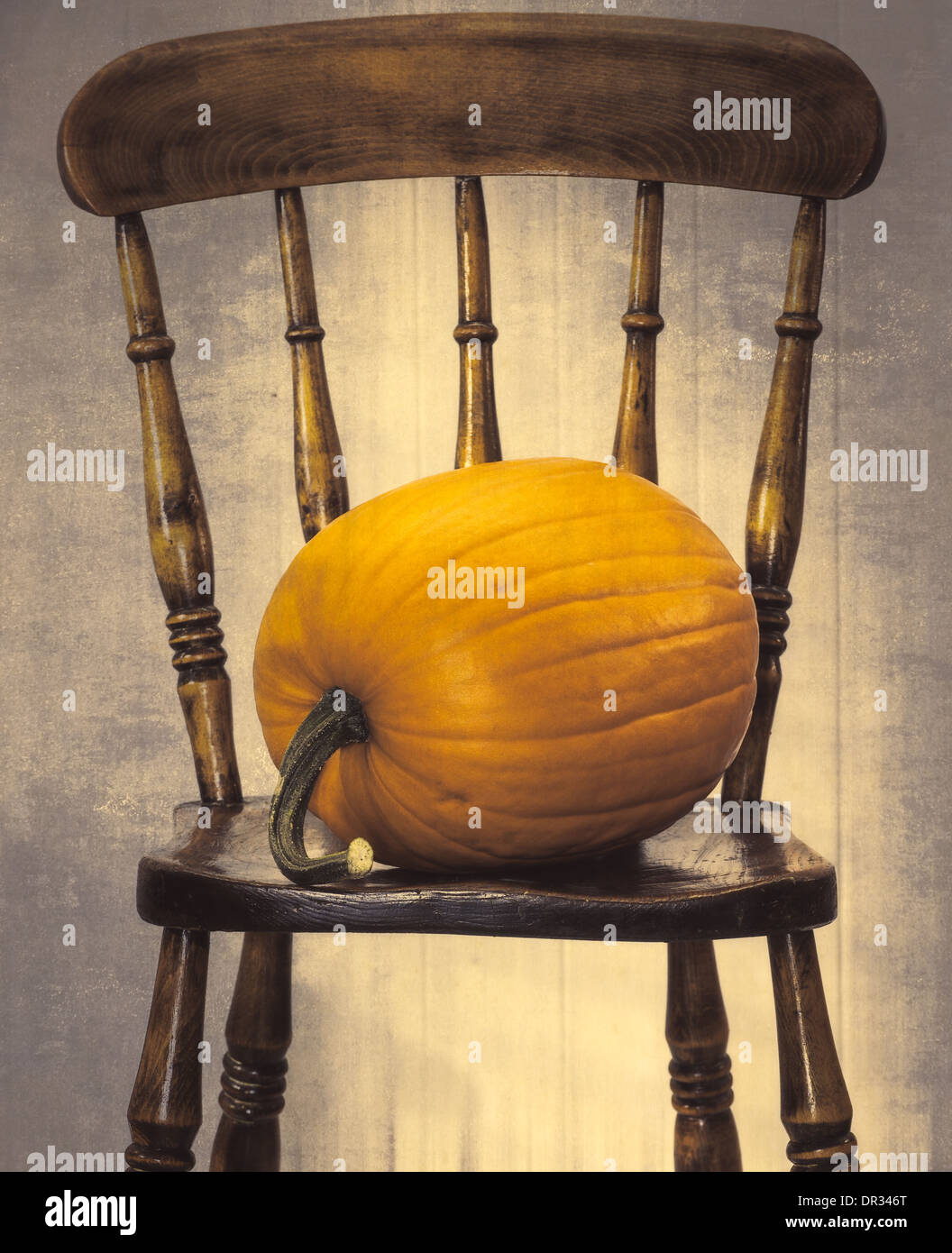 Rustic chair hi-res stock photography and images - Alamy