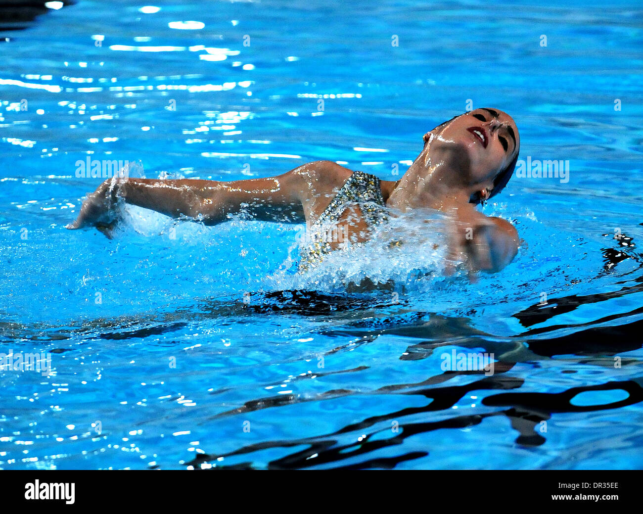Synchronized swimming and olympics 2012 hi-res stock photography and ...