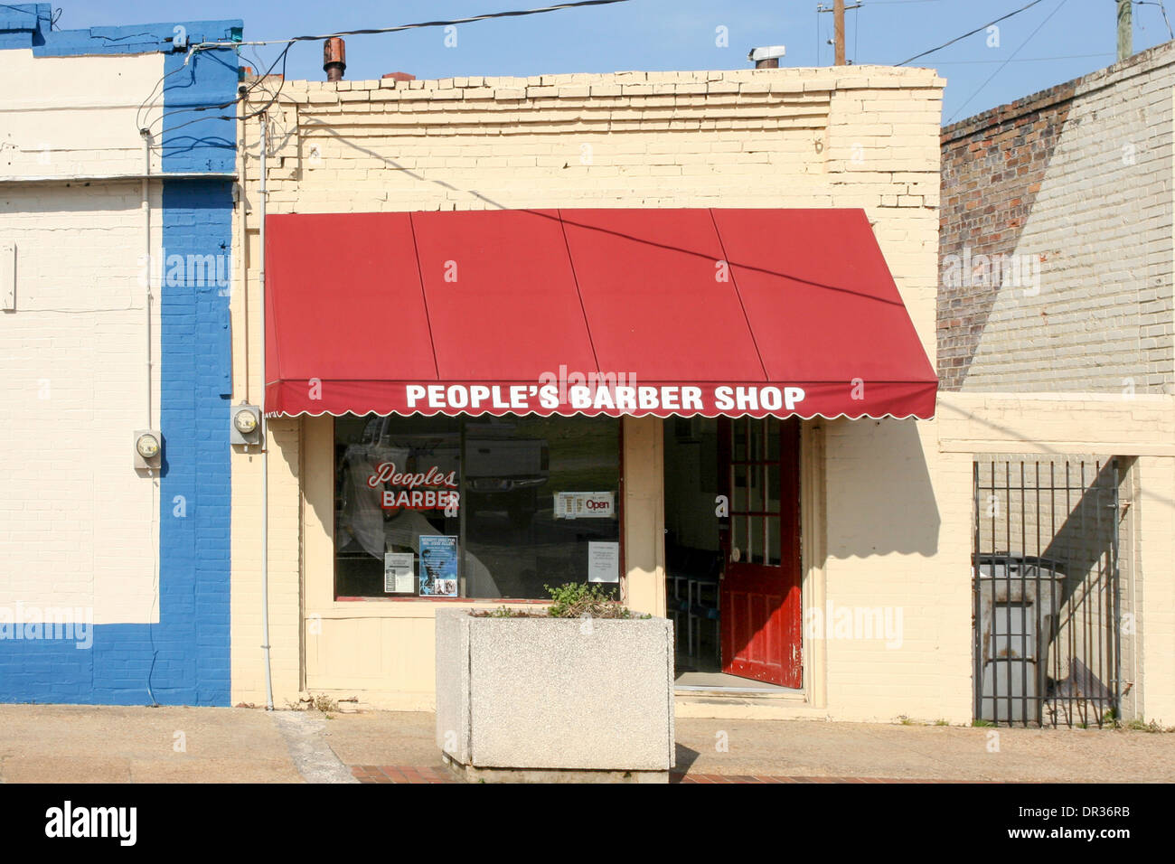 Barbershop building hi-res stock photography and images - Alamy