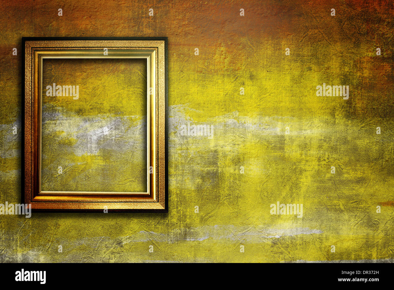 Vintage picture frame hi-res stock photography and images - Alamy