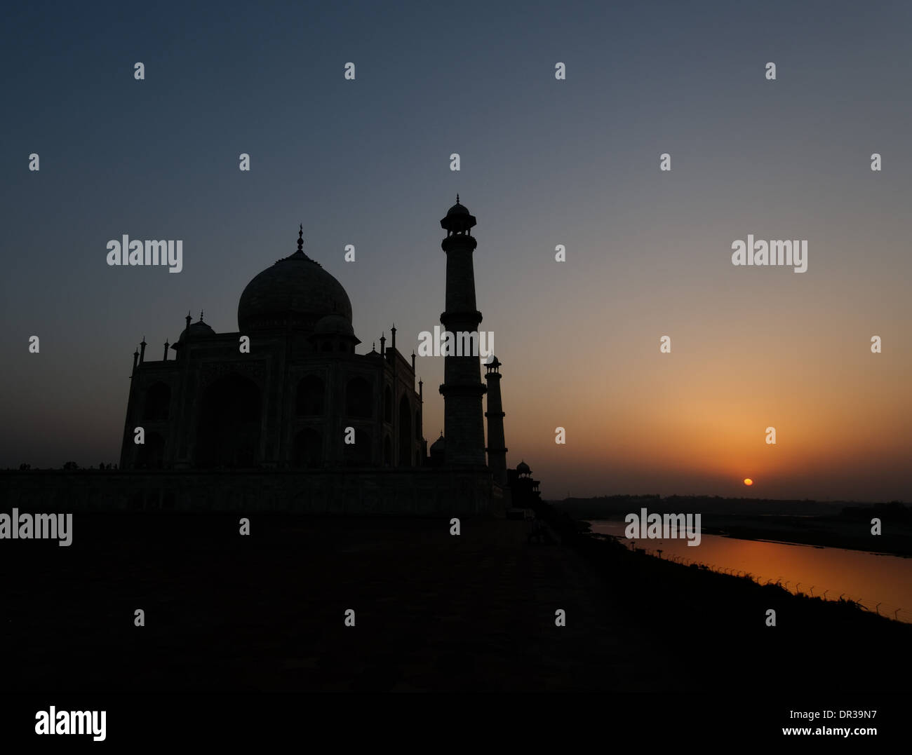The Taj Mahal at sunset Stock Photo - Alamy