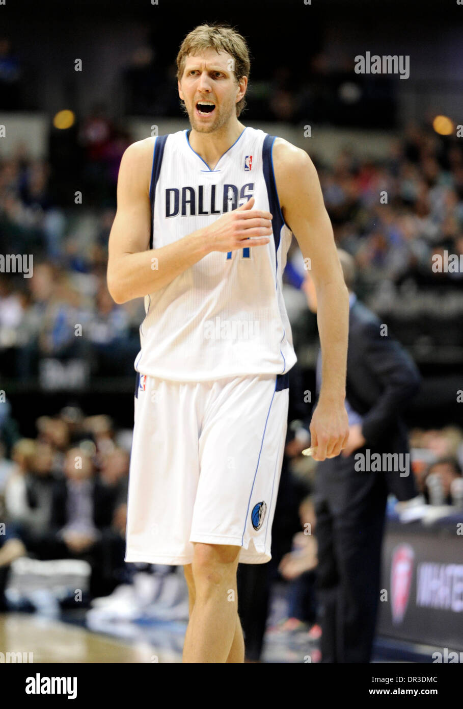 Dirk nowitzki dallas mavericks 2014 hi-res stock photography and images ...