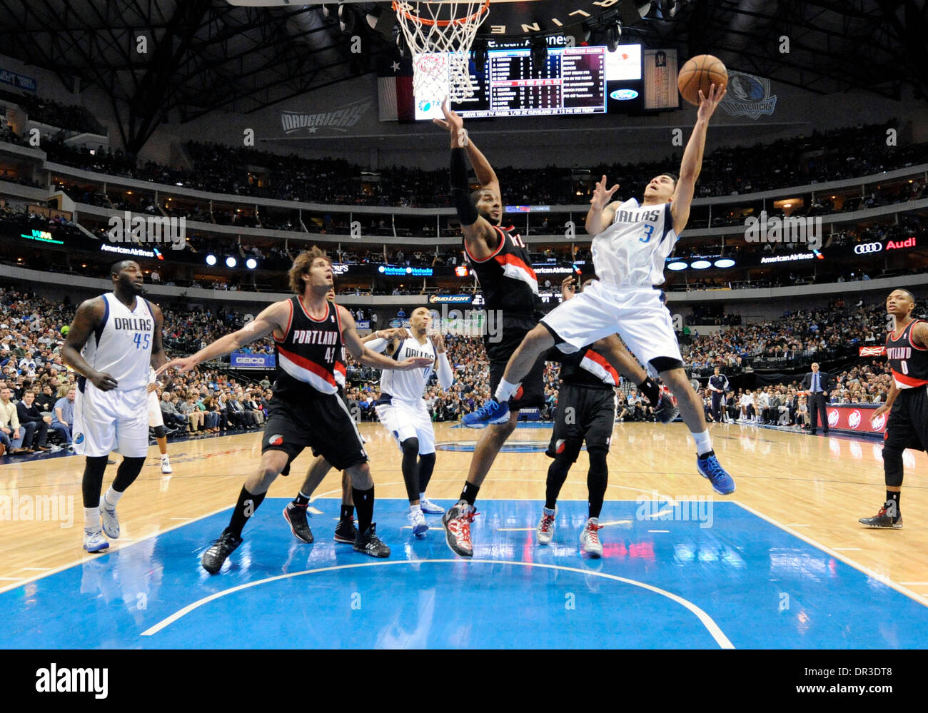 Jan 18, 2014: Dallas Mavericks point guard Shane Larkin #3 during an ...