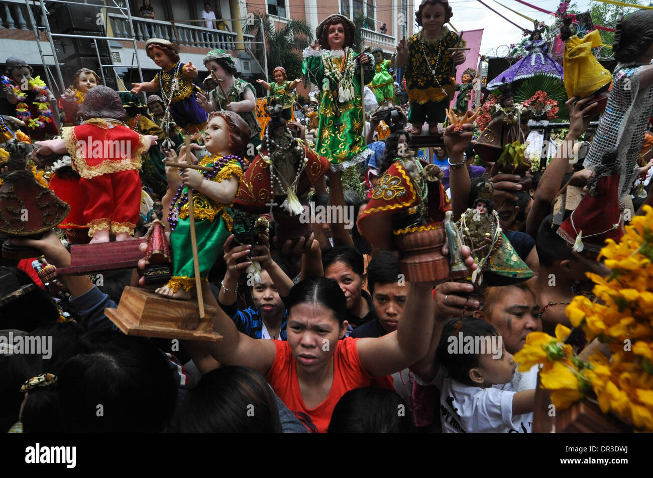 Manila, Philippines. 19th Jan, 2014. MANILA, Philippines - Devotees ...