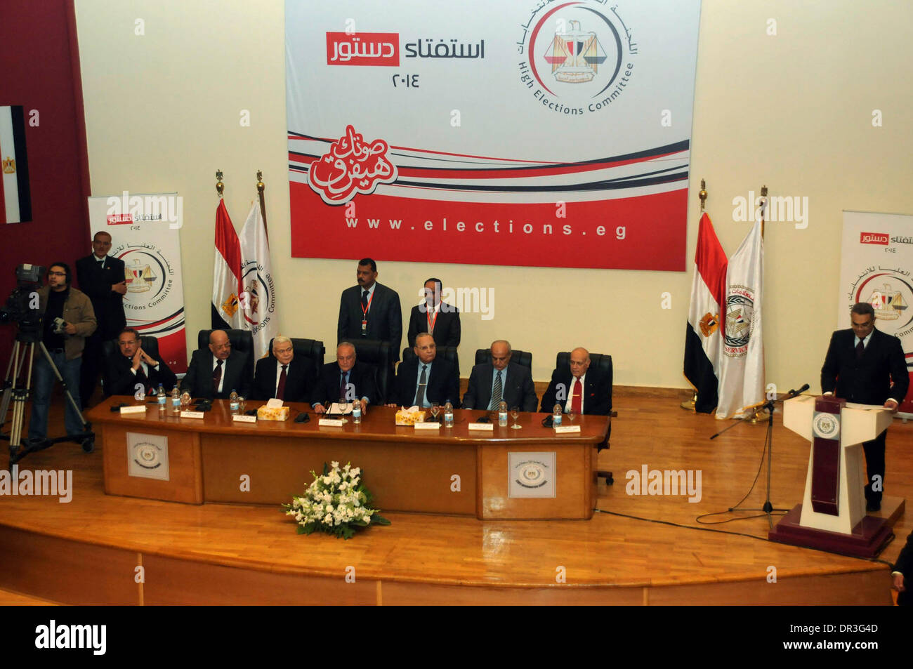 Electorate head hi-res stock photography and images - Alamy