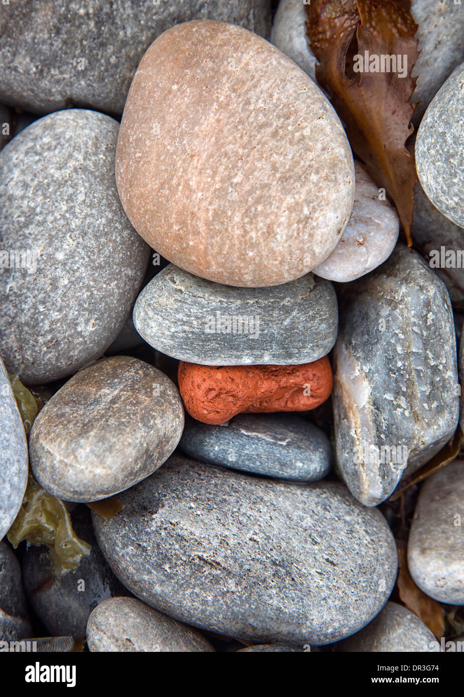 Stones and pebbles hi-res stock photography and images - Alamy