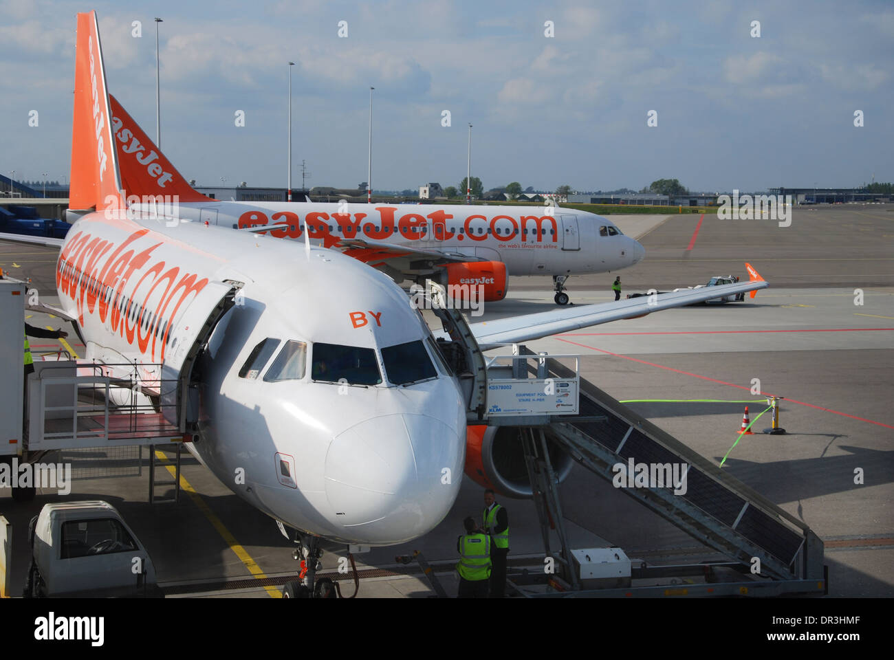 Easyjet airbus a320 schiphol hi-res stock photography and images - Alamy