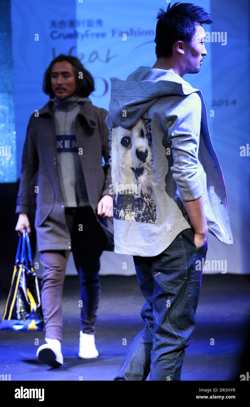 Mai ly hi-res stock photography and images - Alamy