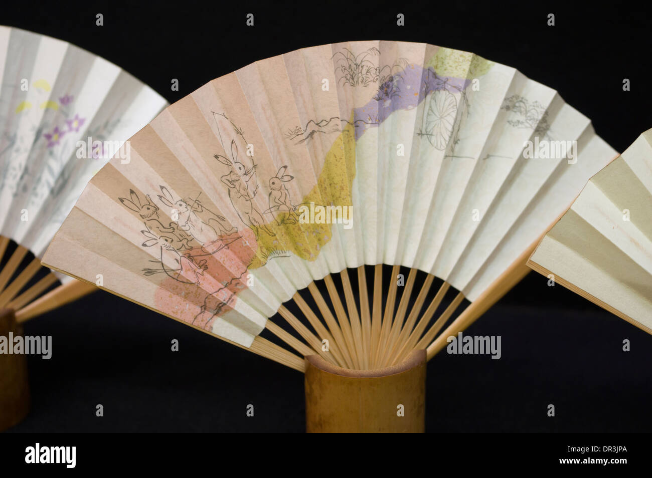 Handmade traditional Japanese bamboo paper hand fan ( ogi ) made in ...