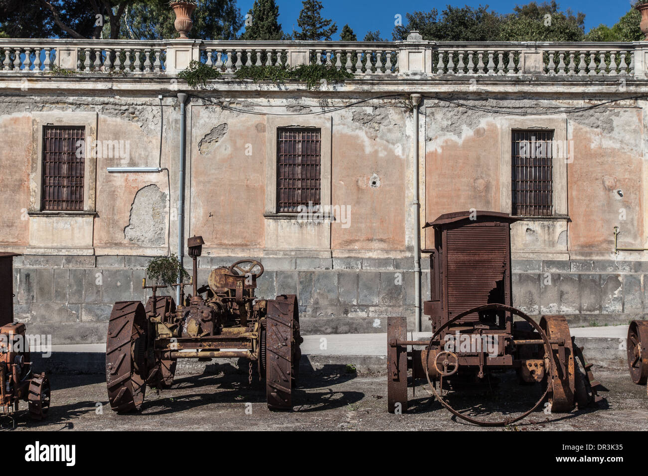 Portici hi-res stock photography and images - Alamy