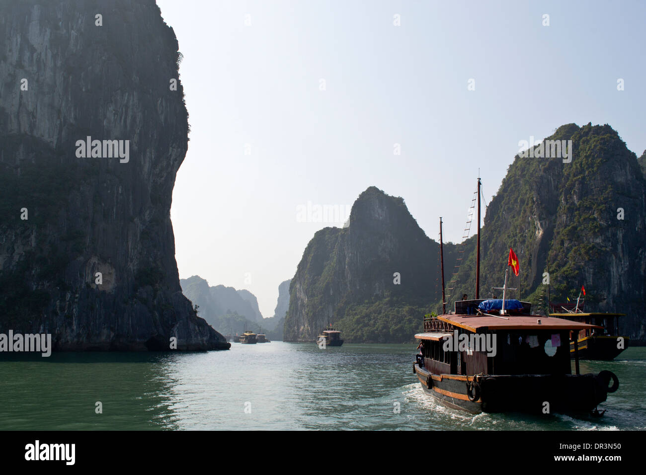 Passing bay hi-res stock photography and images - Alamy