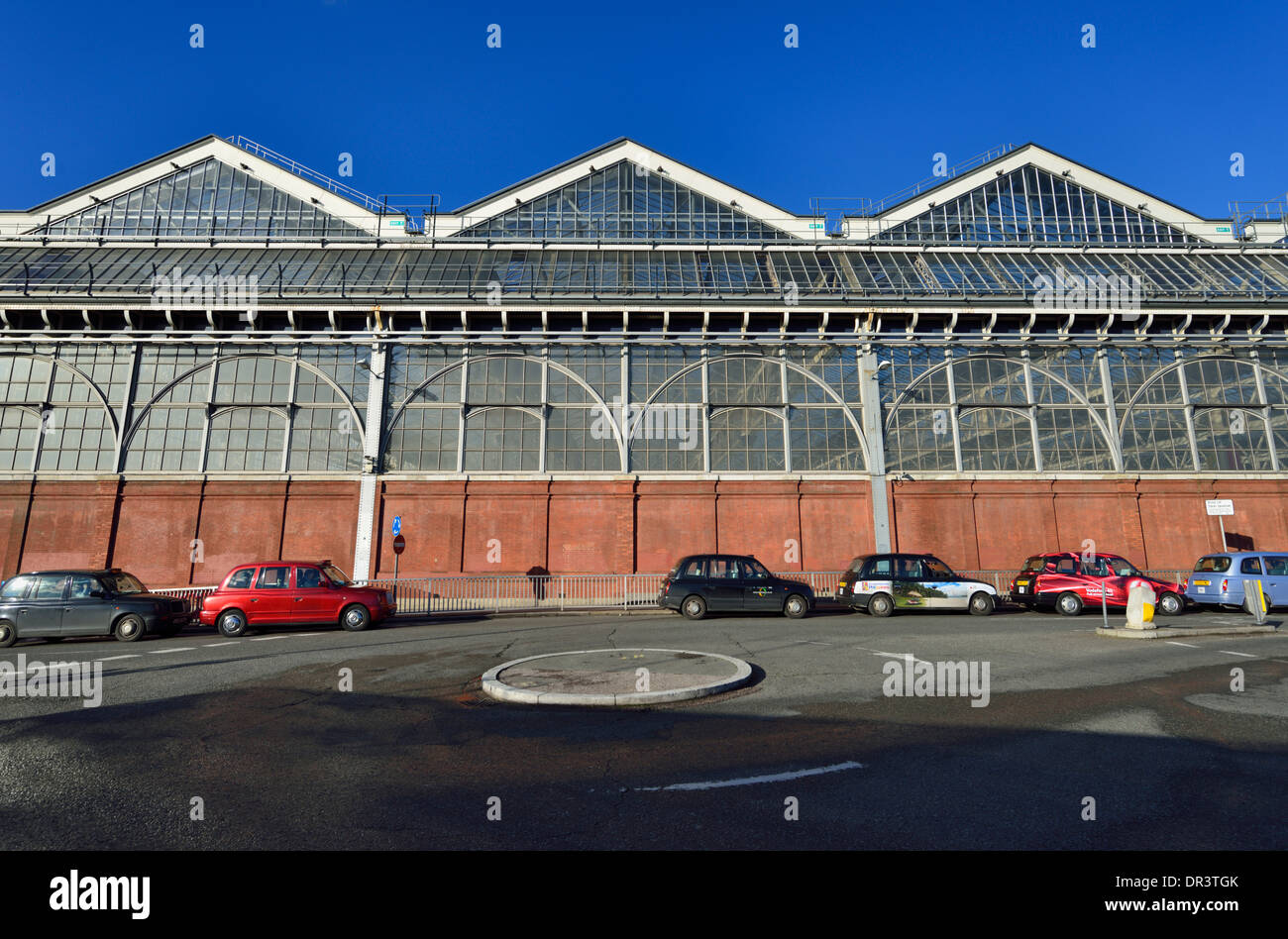 Taxi rank, London Waterloo station,Waterloo Rd, London SE1, United ...