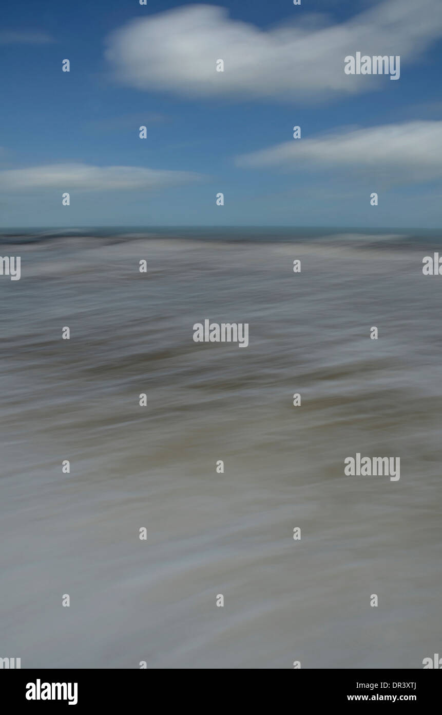 Clouds and the sea hi-res stock photography and images - Alamy