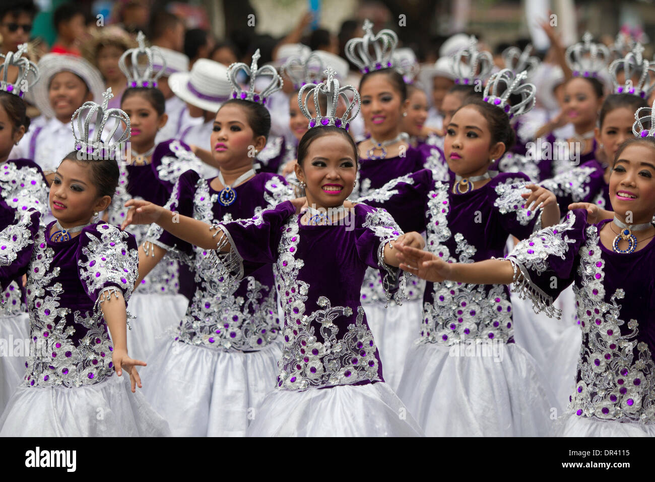 Cebu City, Philippines. 19th Jan, 2014. The nine day Catholic religious ...