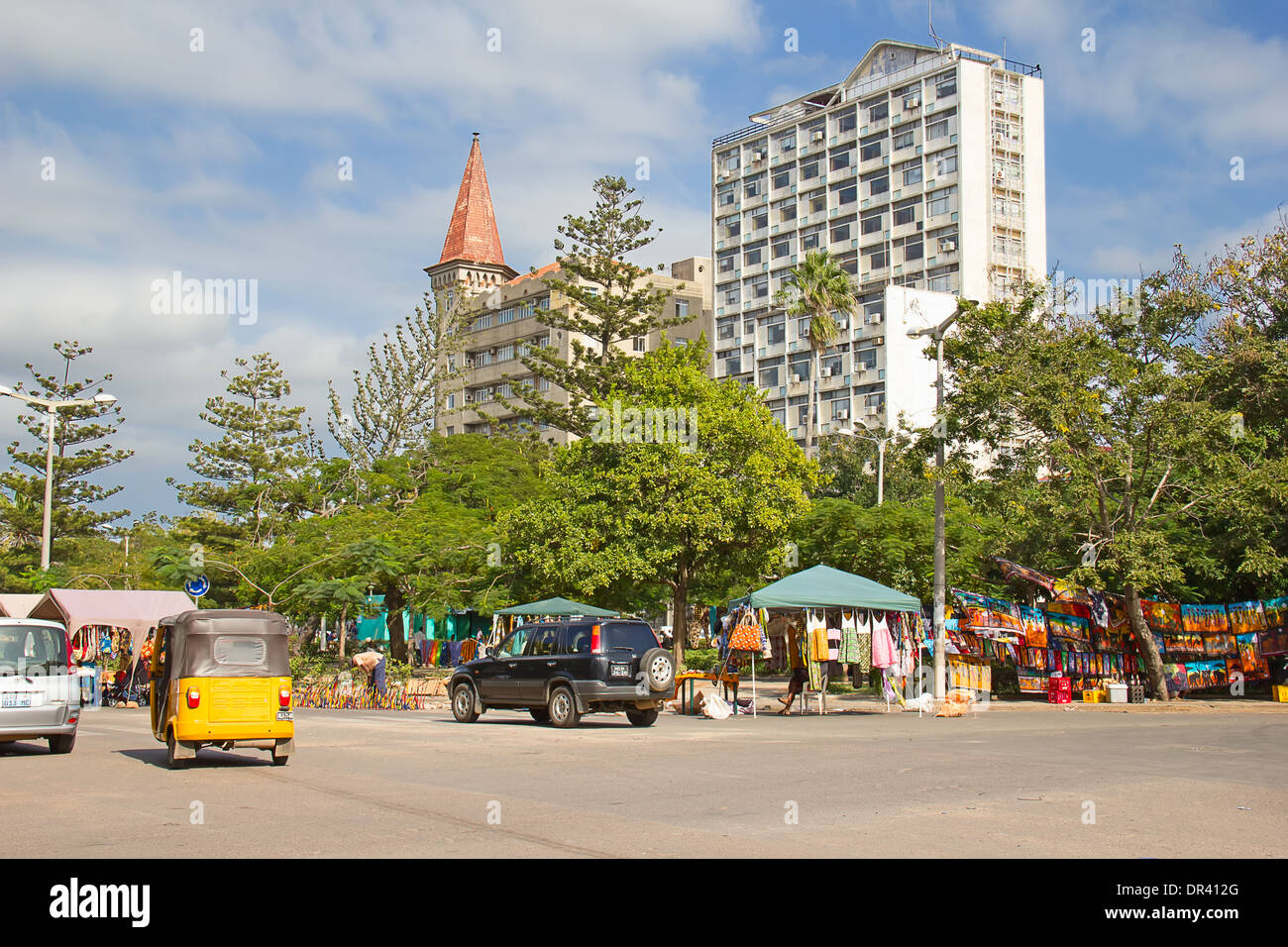African landscape cell tower hi-res stock photography and images - Alamy