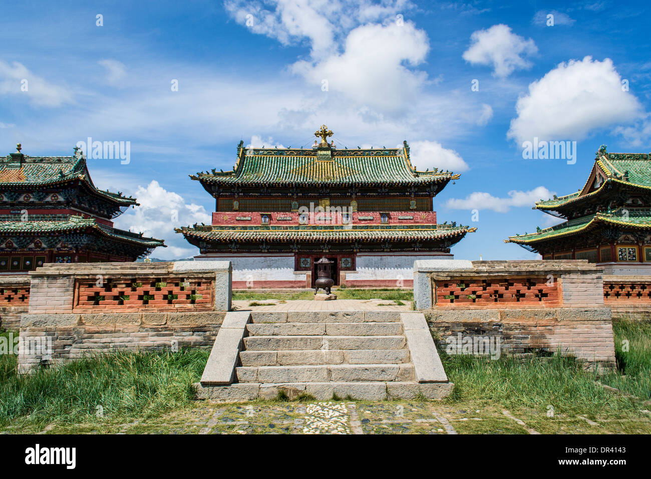 Mongolian temple hi-res stock photography and images - Alamy