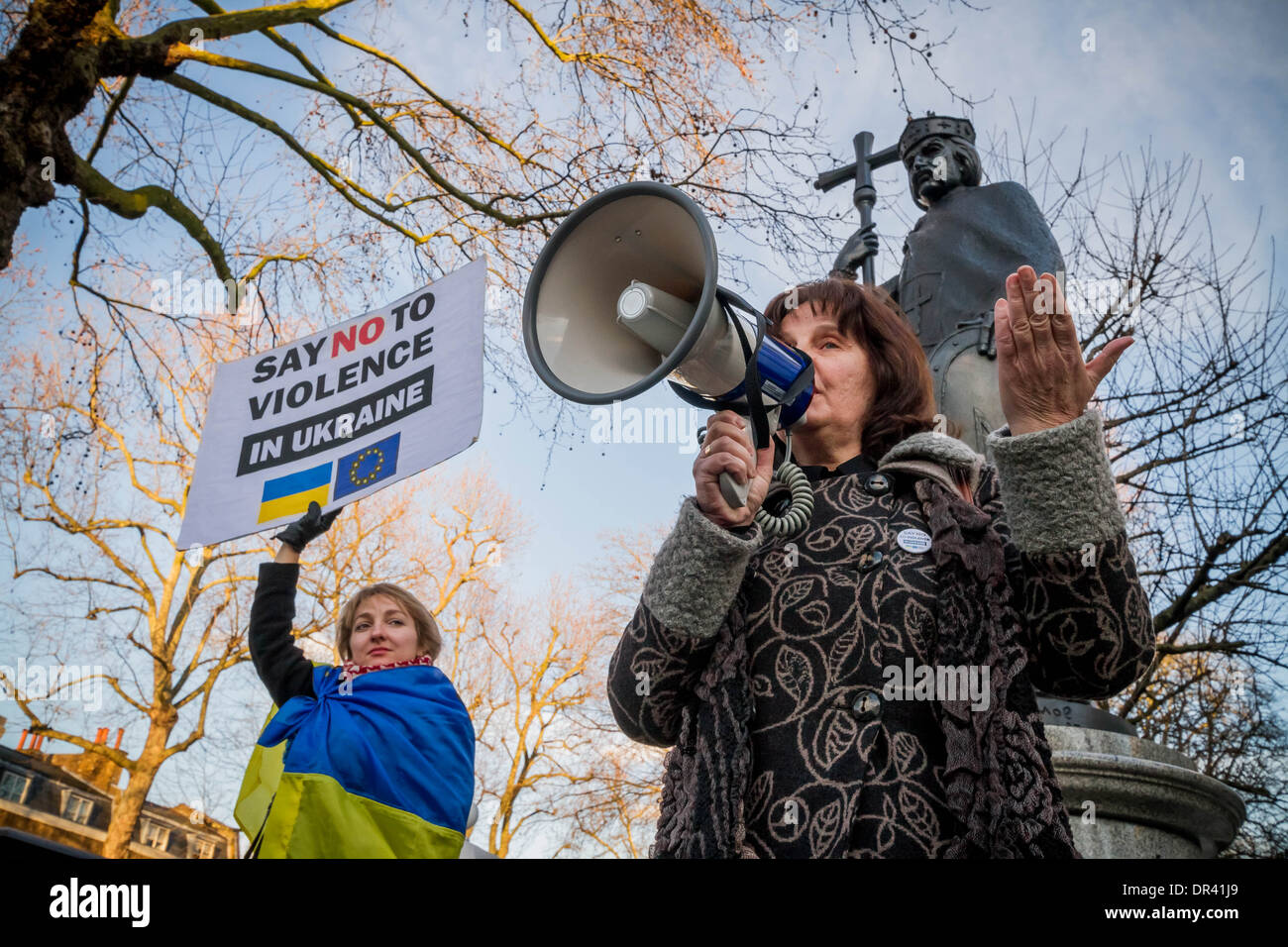 Ukrainian Euromaidan protest in Notting Hill, London Stock Photo - Alamy