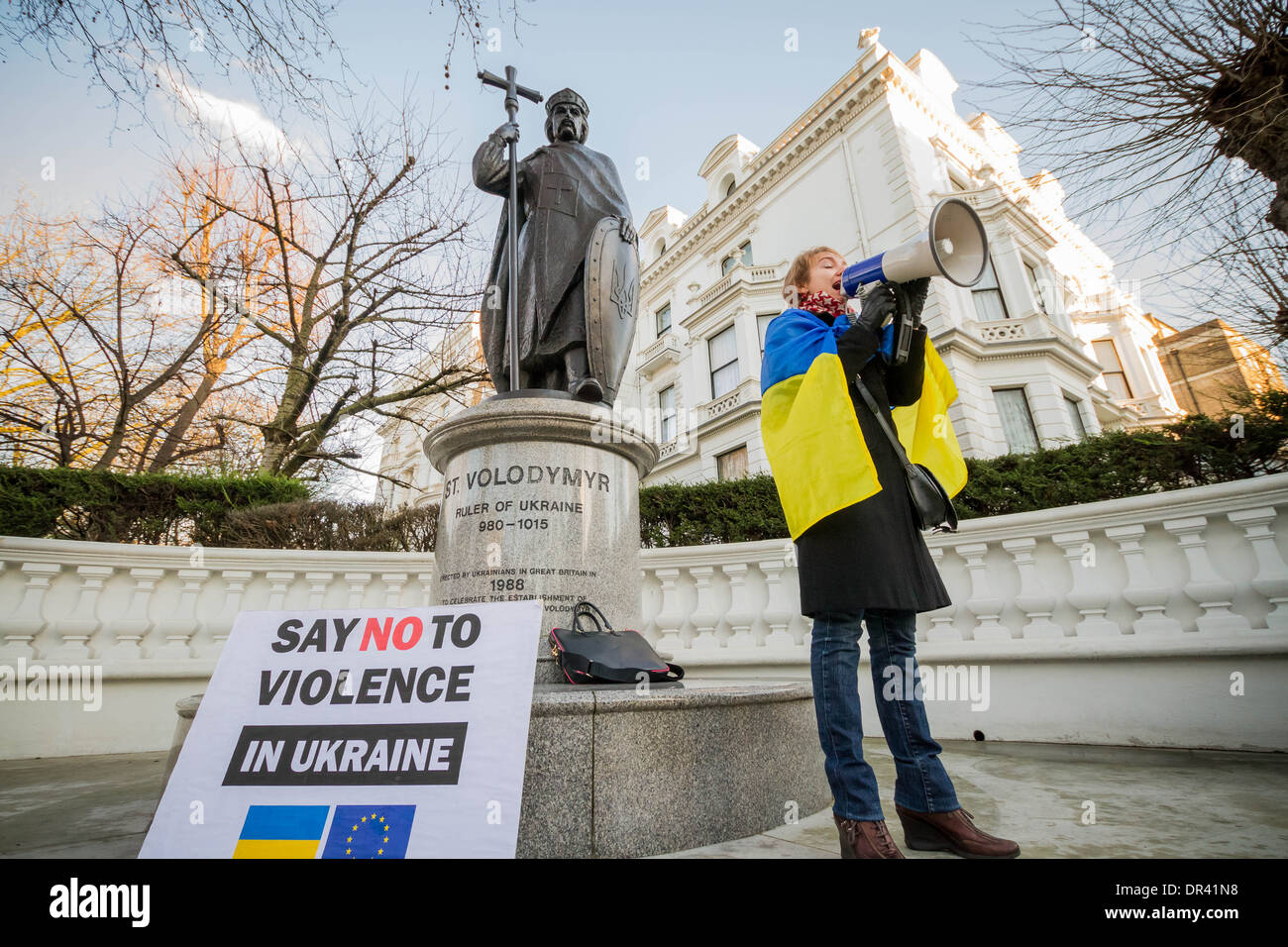 Ukrainian Euromaidan protest in Notting Hill, London Stock Photo - Alamy