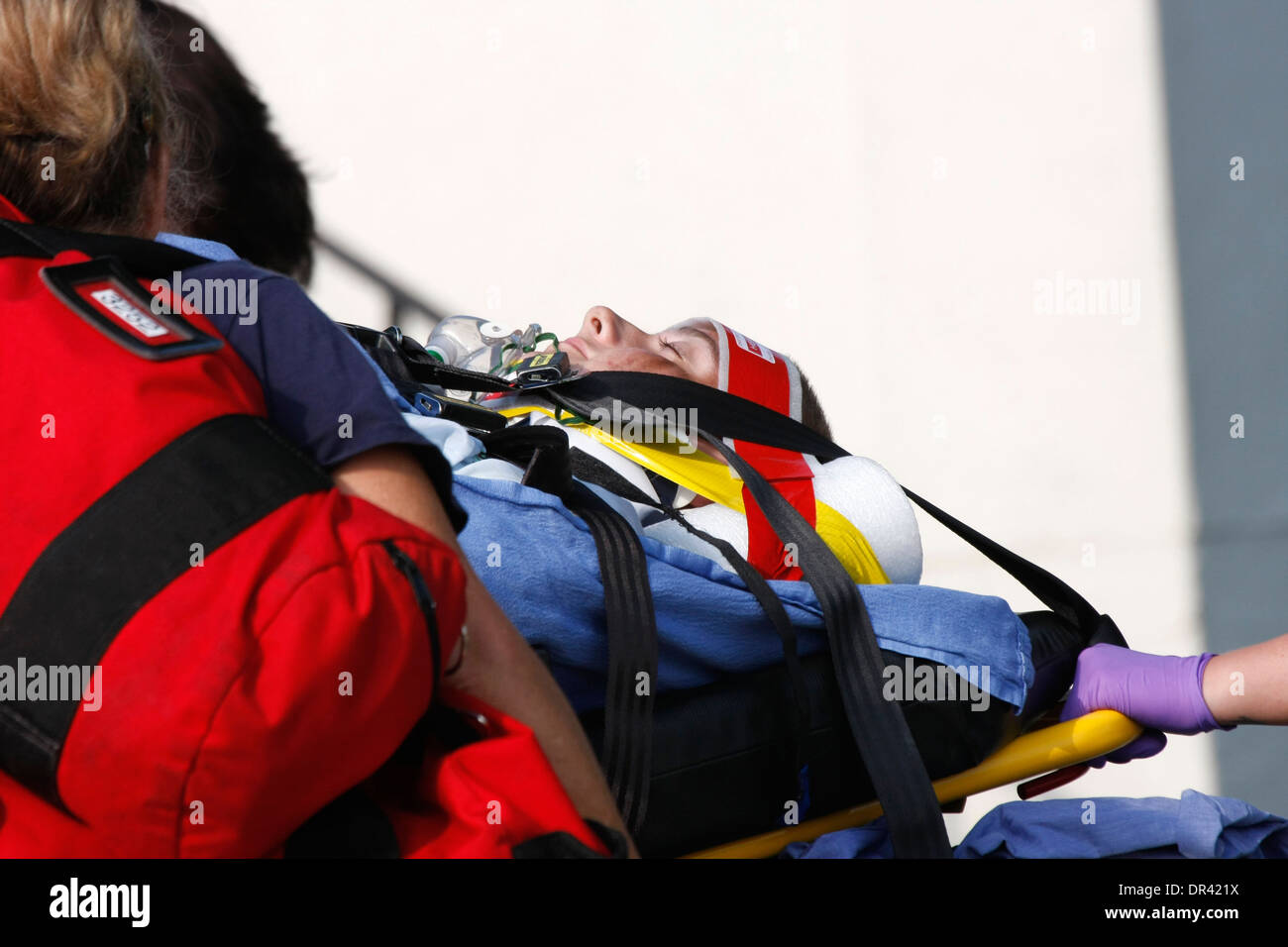 Victim transport hi-res stock photography and images - Alamy