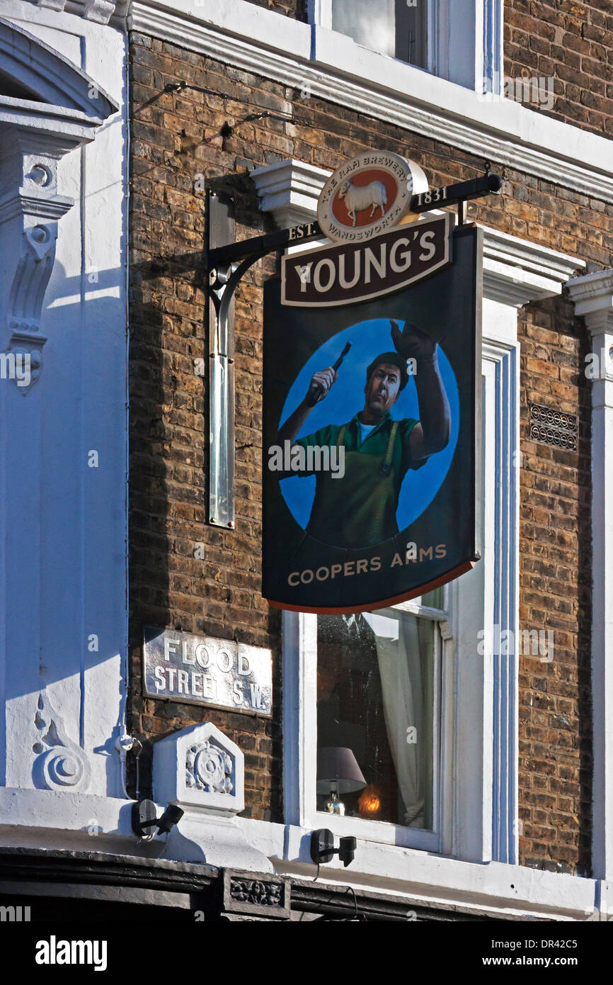 Coopers arms hi-res stock photography and images - Alamy