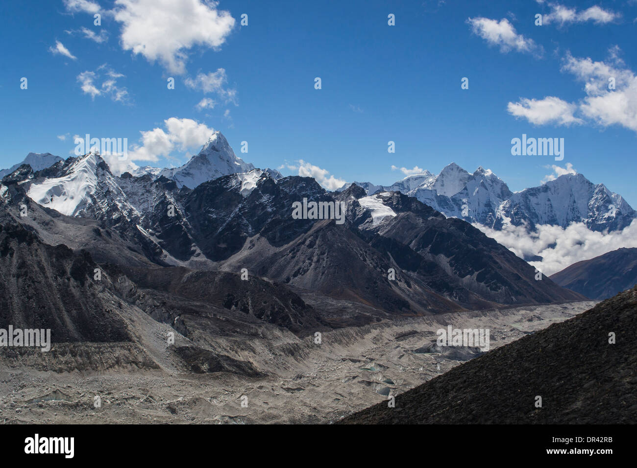 Patthar Stock Photos & Patthar Stock Images - Alamy