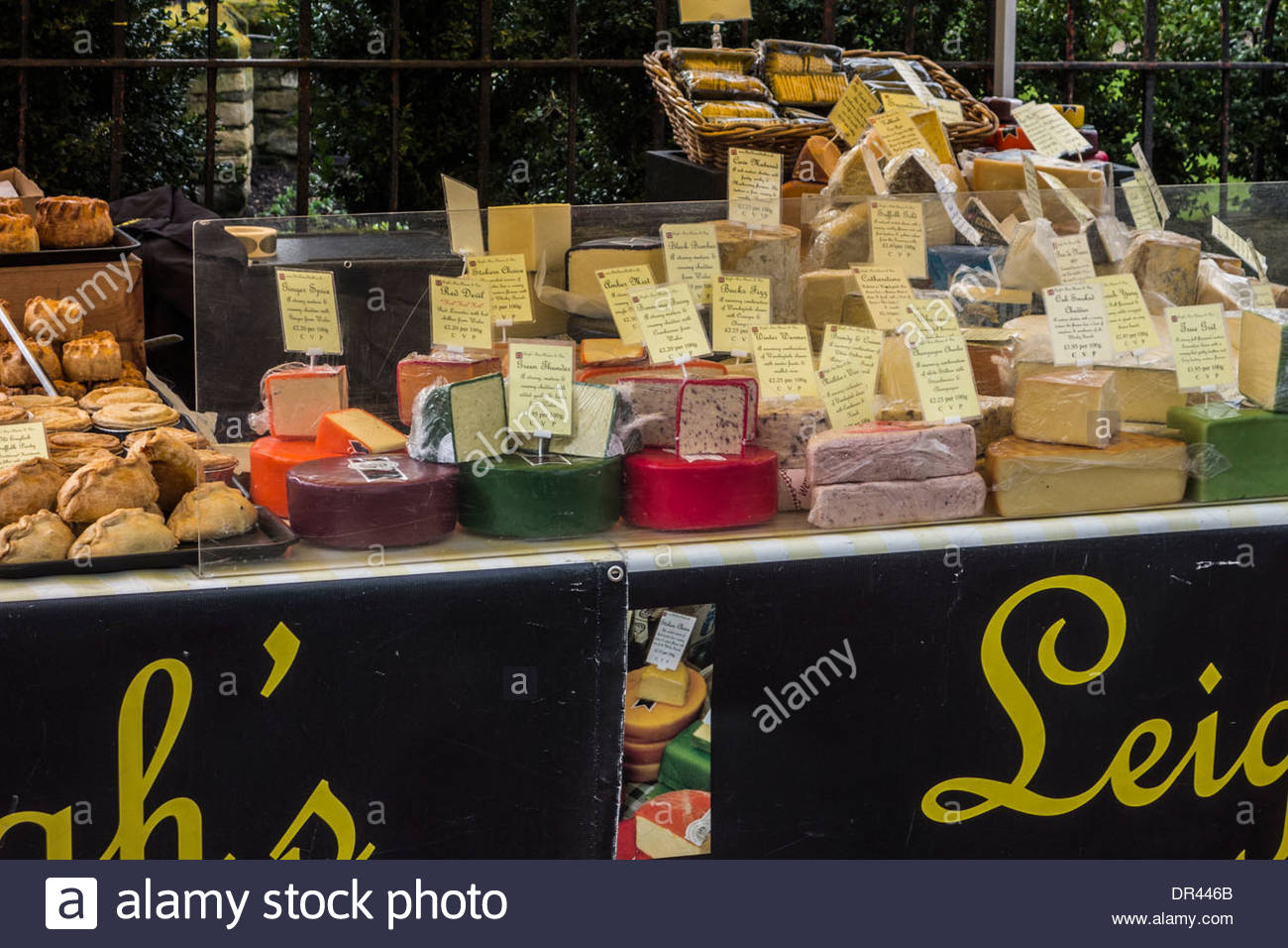 Pie Stall Stock Photos & Pie Stall Stock Images - Alamy